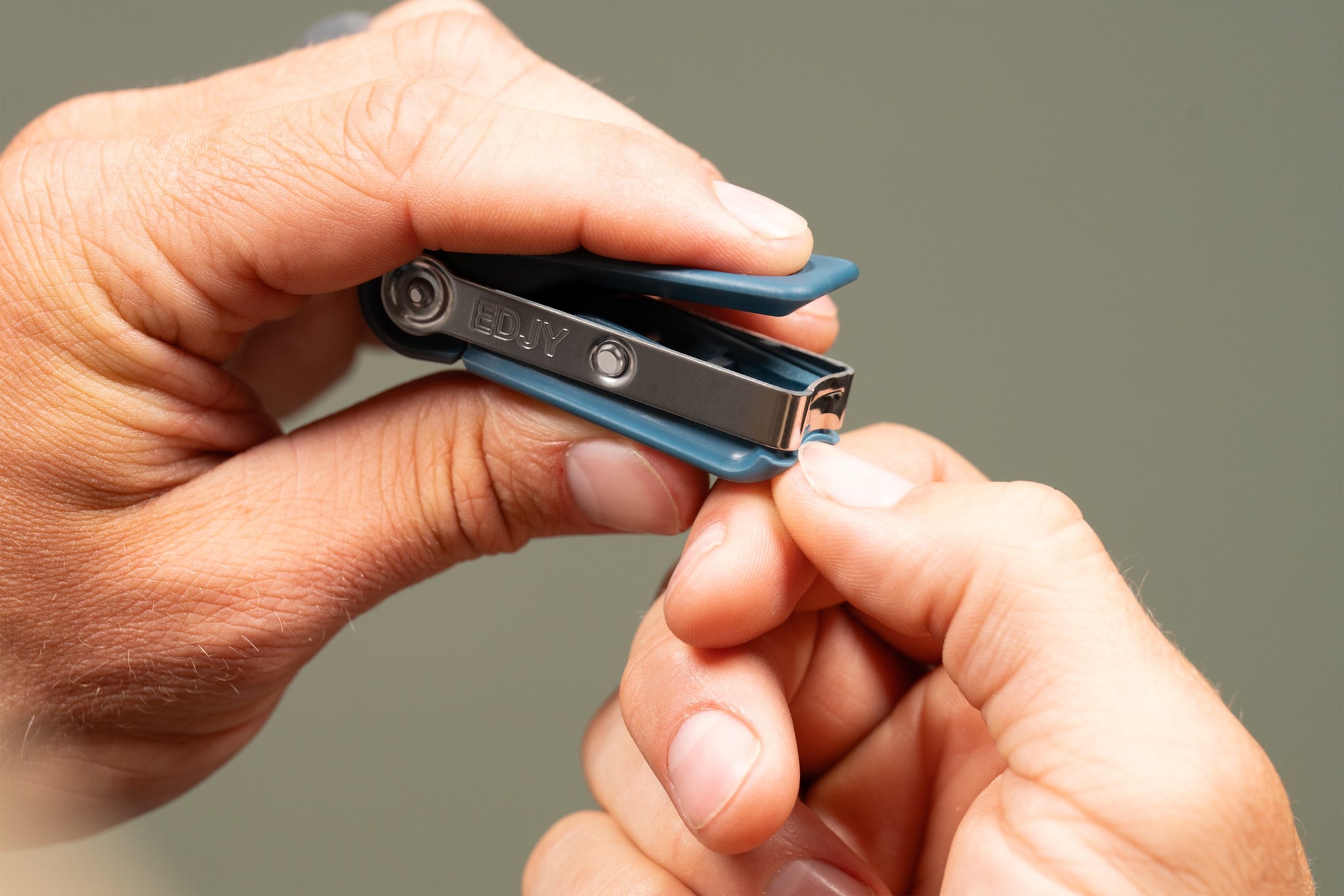 The Evolution of Nail Clippers – From Stones to EDJY